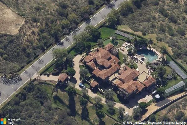 David Justice House: The Poway Paradise - Urban Splatter