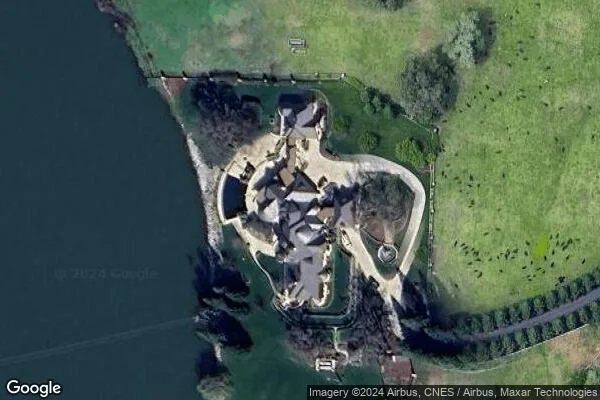 Red Emmerson House: The Redding Residence - Urban Splatter