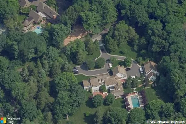 Triple H House: The Connecticut Abode - Urban Splatter