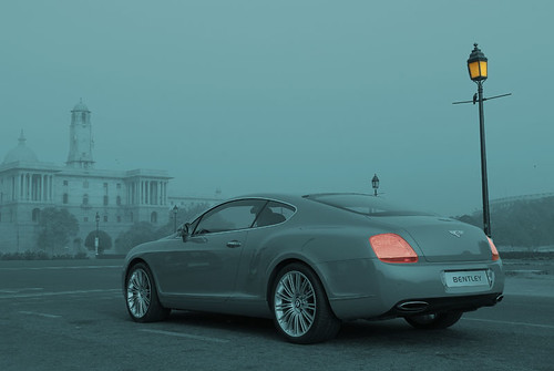 Larry Ellison Car Collection Showcased - Urban Splatter