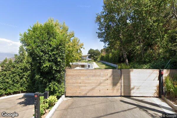 Quentin Tarantino's House: The Hollywood Hills Haven - Urban Splatter