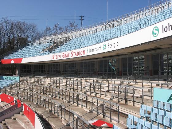 Steffi Graf Net Worth: Inside Her $145 Million Legacy - Urban Splatter