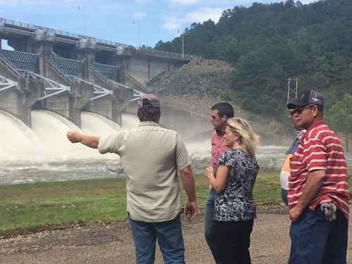 Markwayne Mullin Net Worth: From Plumbing Boss to Senate успех - Urban ...