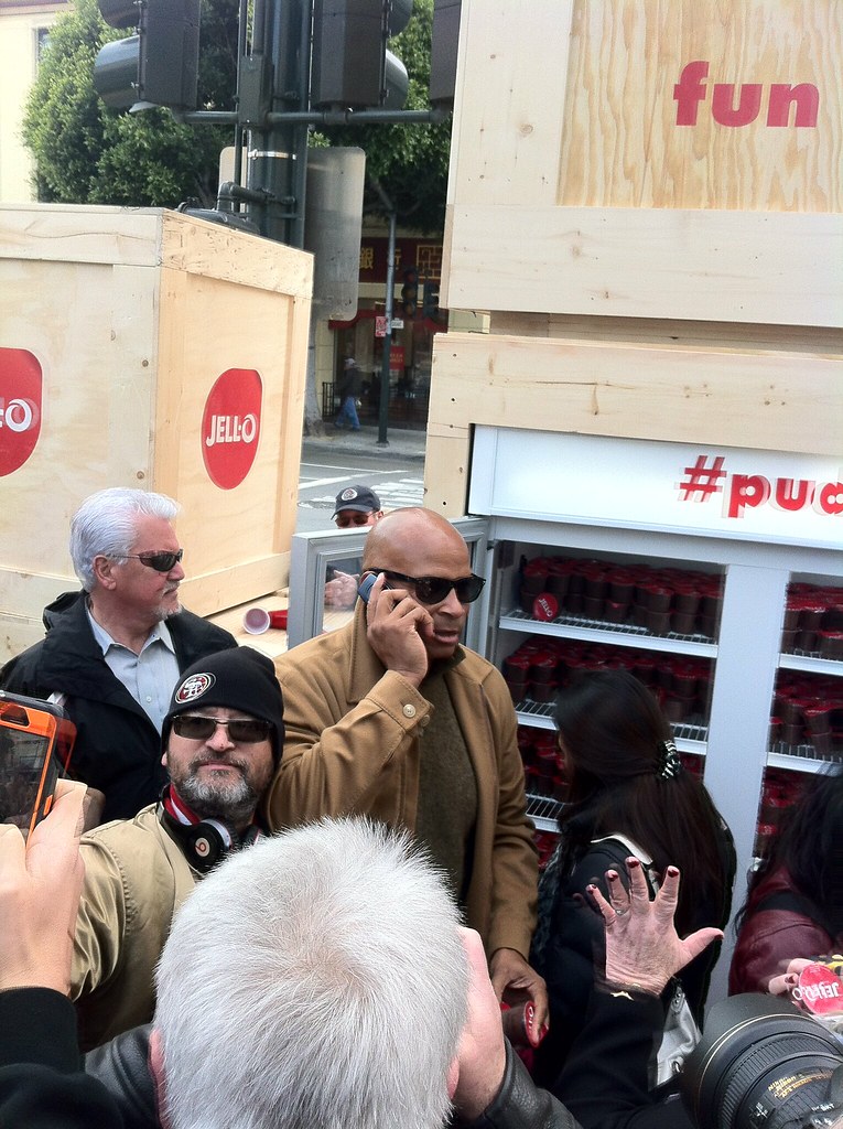 Ronnie Lott Net Worth: From NFL Legend to Business Mogul - Urban Splatter