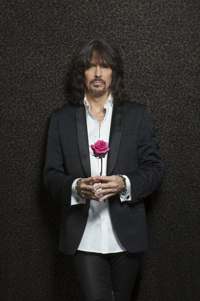 Kelly Hansen Net Worth: Unveiling the Rockstars Fortune - Urban Splatter